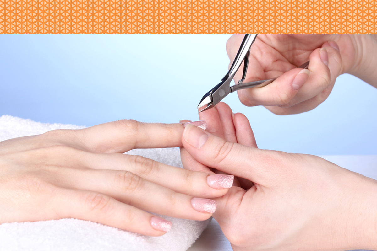 Cuidados ao fazer as unhas no salão - Dermaweb